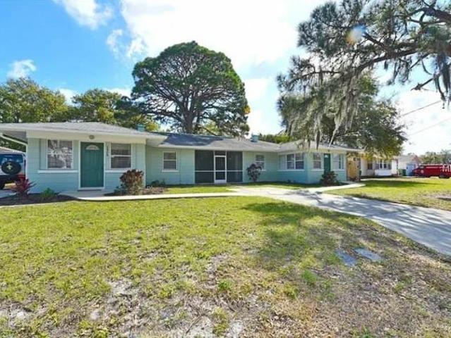 2 Br, 1 bath, Single Family 3906 Sarasota Ave