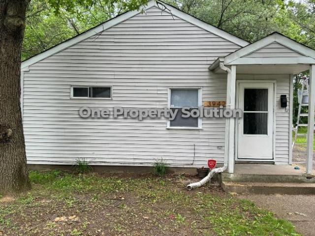 2 Br, 1 bath, Single Family 3942 Lincoln Street
