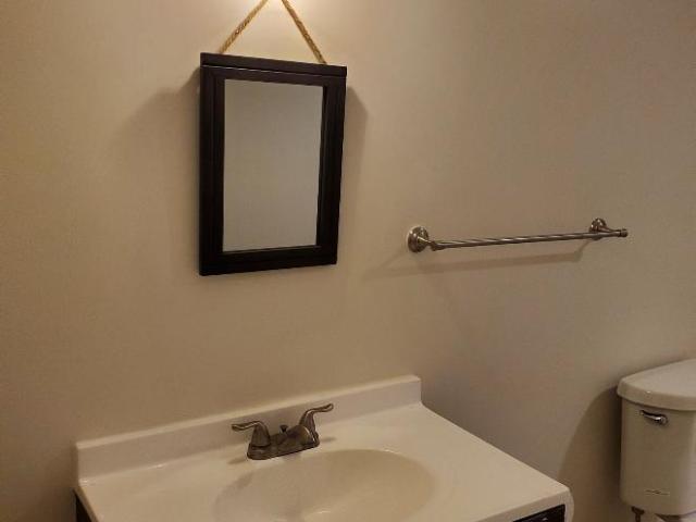 2 Br, 1 bath, Single Family 39 Manchester St