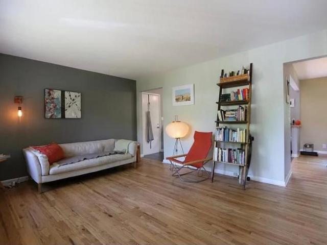 2 Br, 1 bath, Single Family 3000 25th St