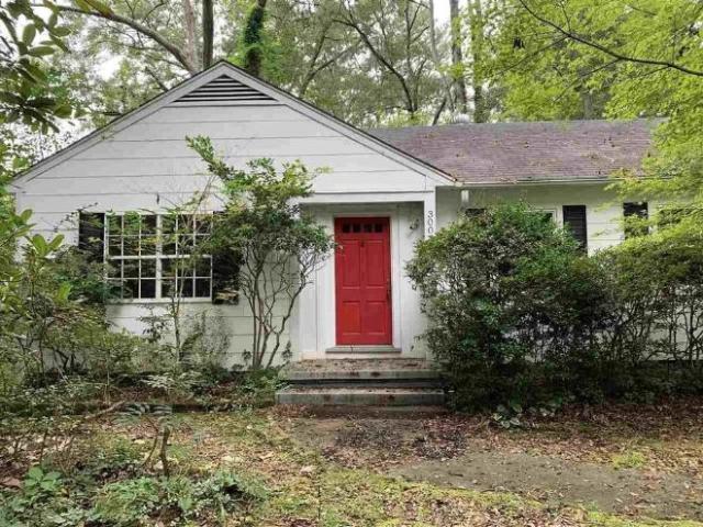 2 Br, 1 bath, Single Family 3003 Woodbine Drive