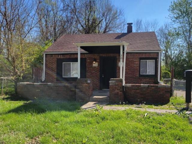 2 Br, 1 bath, Single Family 3011 North Tacoma Avenue