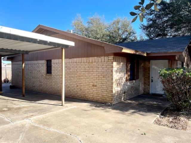 2 Br, 1 bath, Single Family 3019 Mcferrin Ave