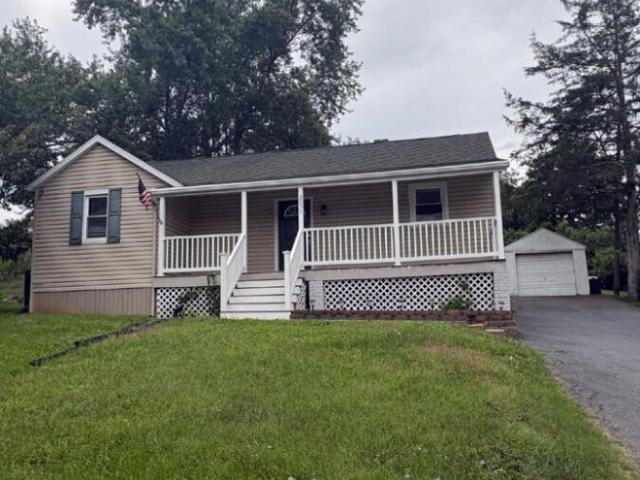 2 Br, 1 bath, Single Family 3053 North Valley Pike