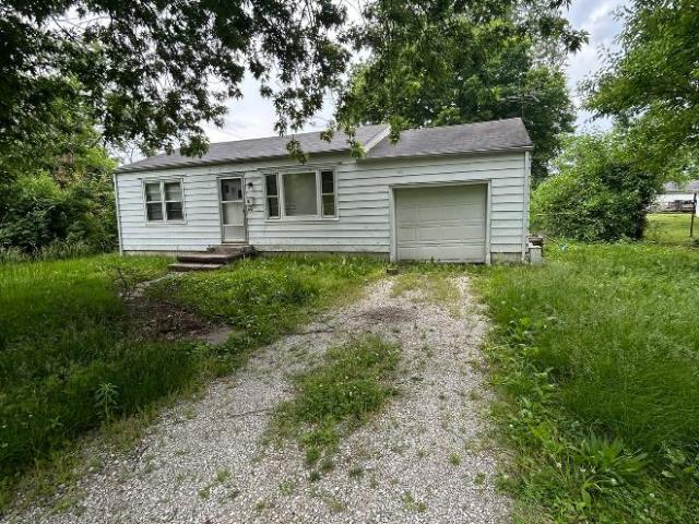 2 Br, 1 bath, Single Family 306 Isabell St
