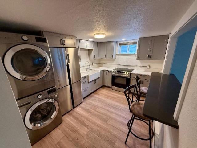 2 Br, 1 bath, Single Family 308 West Street