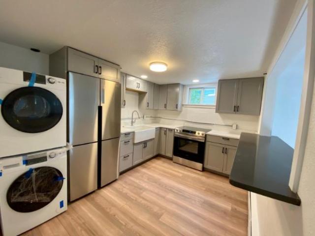 2 Br, 1 bath, Single Family 308 West Street