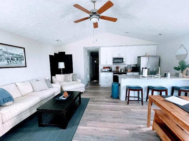 2 Br, 1 bath, Single Family 309 N First St