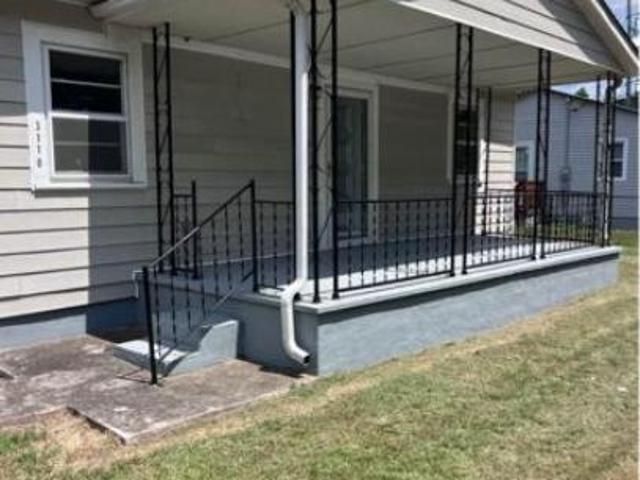 2 Br, 1 bath, Single Family 3110 Riverside Dr