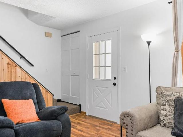 2 Br, 1 bath, Single Family 3110 Timber Hill Ln