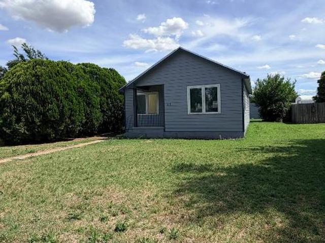 2 Br, 1 bath, Single Family 311 W Grant St