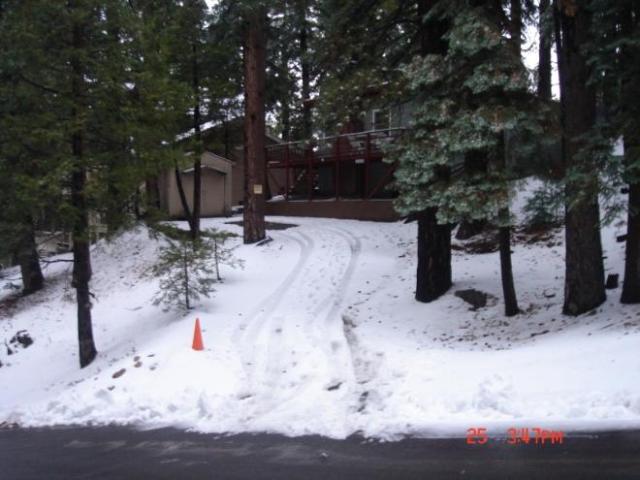2 Br, 1 bath, Single Family 31474 Pleasant Dr