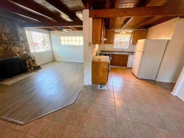 2 Br, 1 bath, Single Family 314 S Main Ave