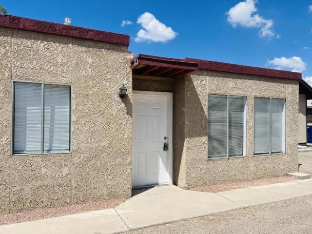 2 Br, 1 bath, Single Family 323 East Alturas Street