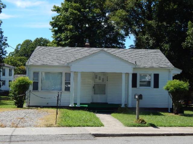 2 Br, 1 bath, Single Family 320 S Branch St