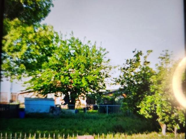 2 Br, 1 bath, Single Family 320 South Broadway