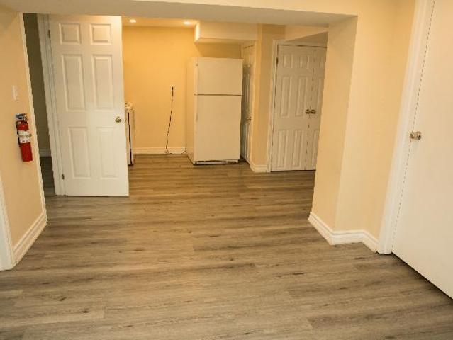2 Br, 1 bath, Single Family 32 Durrington Crescent
