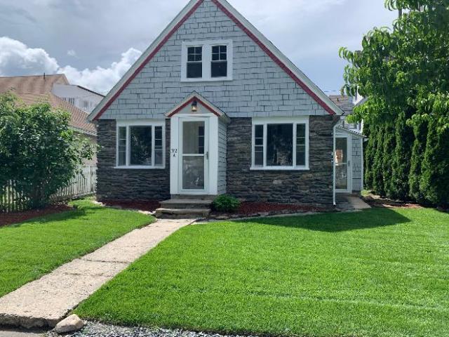 2 Br, 1 bath, Single Family 32 Shaffner St