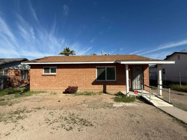 2 Br, 1 bath, Single Family 333 East Linden Street