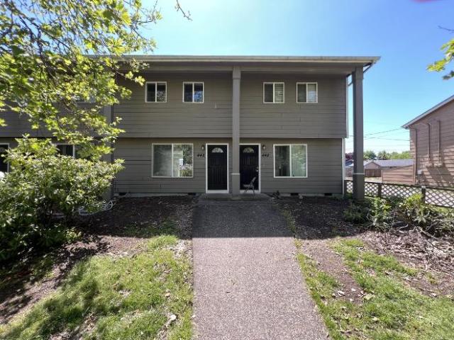 2 Br, 1 bath, Single Family 440 34th Avenue Southeast