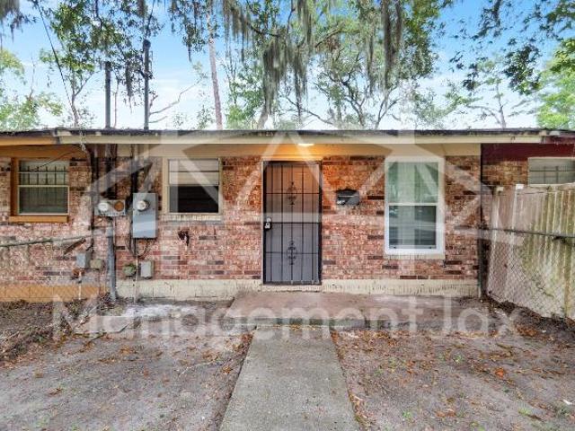 2 Br, 1 bath, Single Family 4417 Ken Knight Drive North