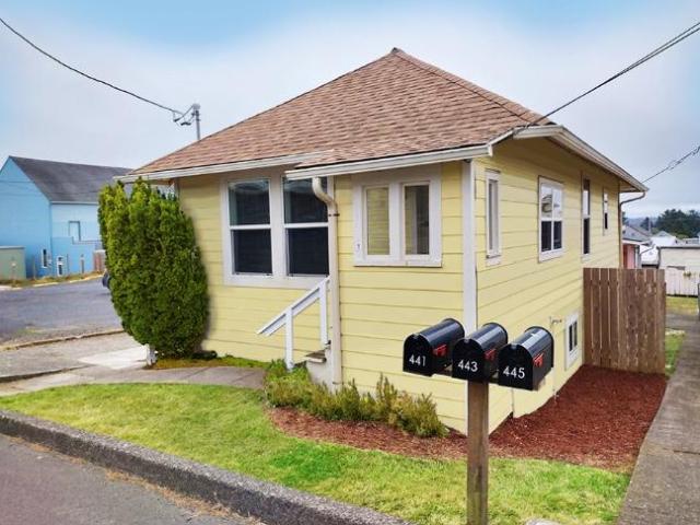2 Br, 1 bath, Single Family 441 SW 7th Street