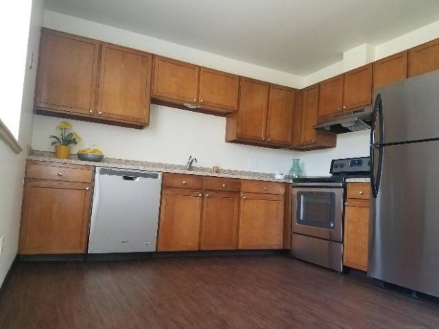 2 Br, 1 bath, Single Family 4476 E Bails Pl