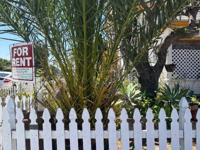 2 Br, 1 bath, Single Family 4496 Campus Ave