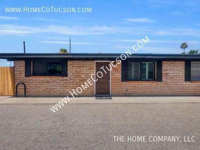 2 Br, 1 bath, Single Family 4535 E Fairmount Street