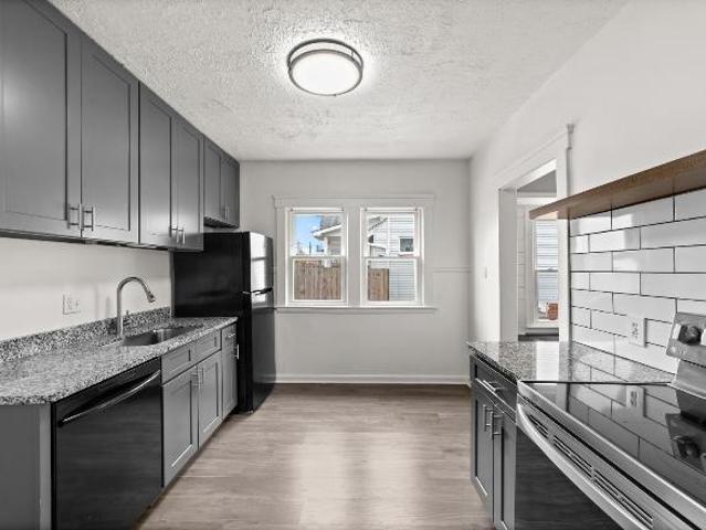 2 Br, 1 bath, Single Family 4613 Spokane Avenue