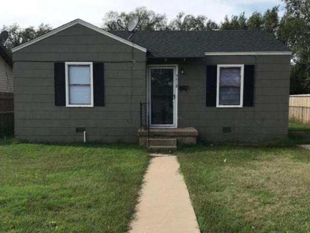 2 Br, 1 bath, Single Family 4618 S Travis St