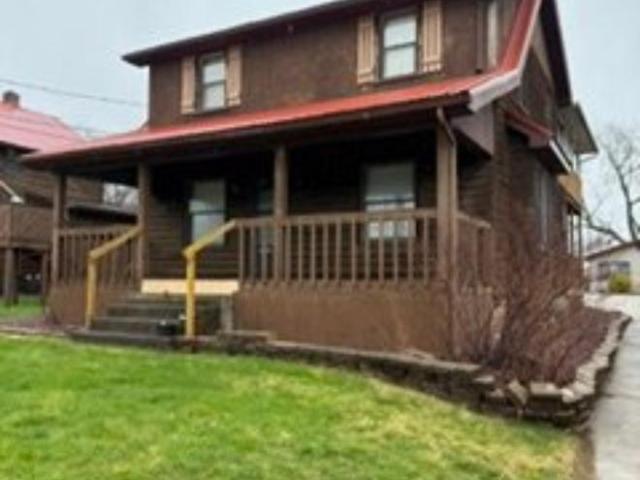 2 Br, 1 bath, Single Family 4630 Mahoning Ave NW