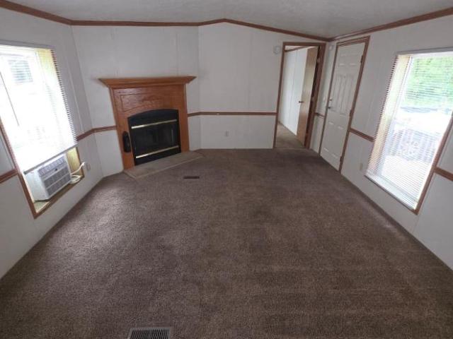 2 Br, 1 bath, Single Family 4745 Marshall Ct