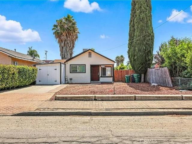 2 Br, 1 bath, Single Family 478 N Sutter Street