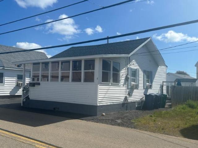 2 Br, 1 bath, Single Family 47 Brown Avenue