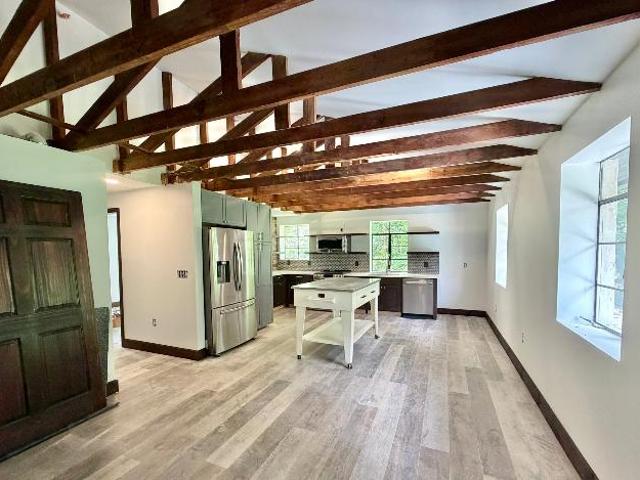 2 Br, 1 bath, Single Family 485 1st Ave
