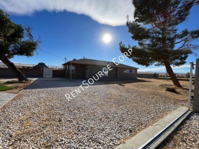 2 Br, 1 bath, Single Family 48761 110th St W