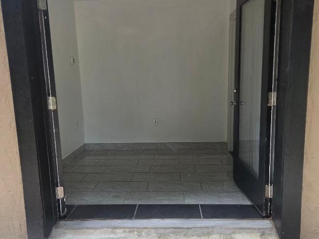 2 Br, 1 bath, Single Family 4900 E Joppa Rd