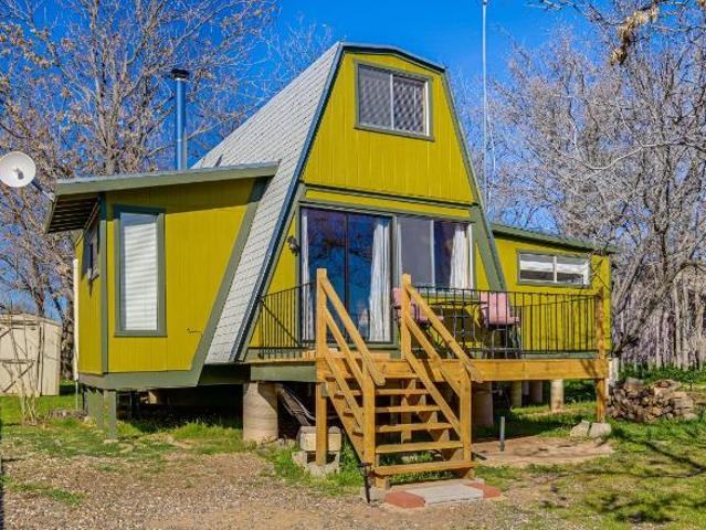 2 Br, 1 bath, Single Family 4960 E Redrock Dr