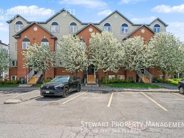 2 Br, 1 bath, Single Family 49 Jardin Private