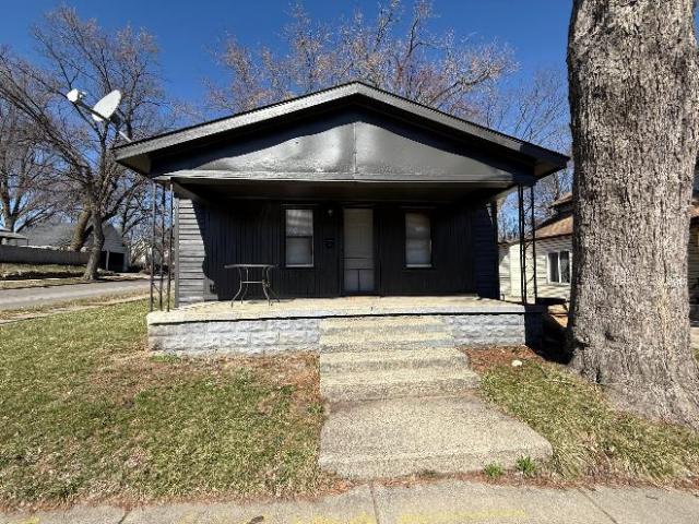 2 Br, 1 bath, Single Family 400 Aspenwald Ave