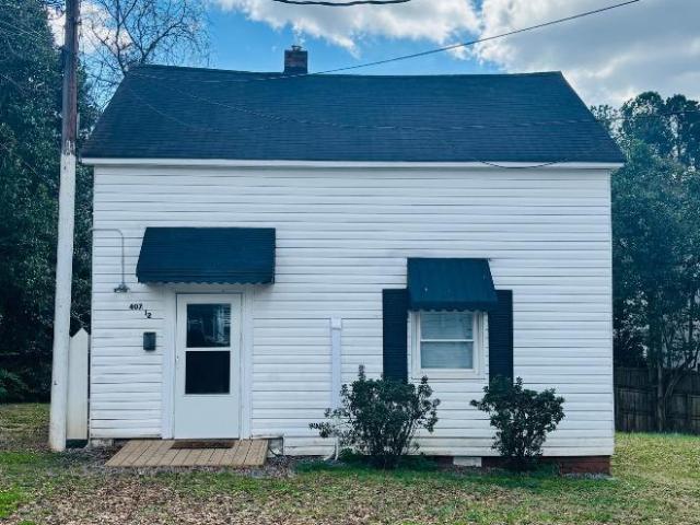 2 Br, 1 bath, Single Family 407 1/2 Gaston Ave