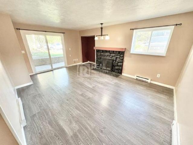 2 Br, 1 bath, Single Family 4068 S Atchison Way