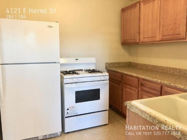 2 Br, 1 bath, Single Family 4121 E Hayne St