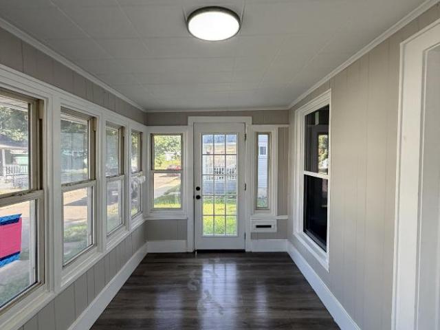 2 Br, 1 bath, Single Family 412 S Park St