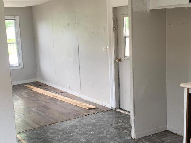 2 Br, 1 bath, Single Family 418 Elm Street