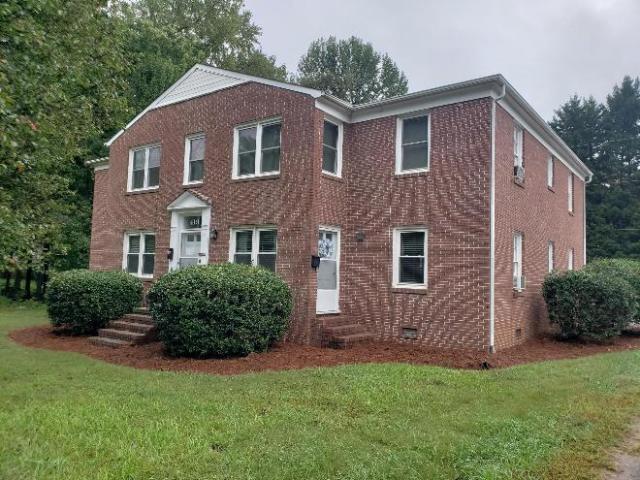 2 Br, 1 bath, Single Family 419 Banks St