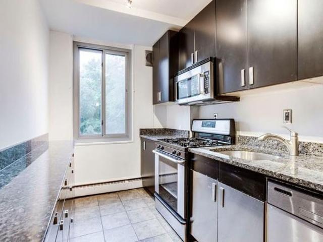2 Br, 1 bath, Single Family 4200 Cathedral Avenue Nw