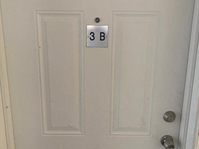 2 Br, 1 bath, Single Family 4220 S 164th Street