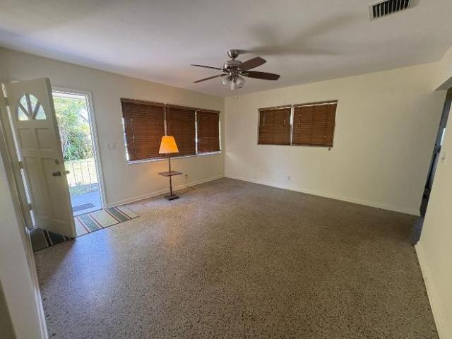 2 Br, 1 bath, Single Family 422 S Arnold Ave